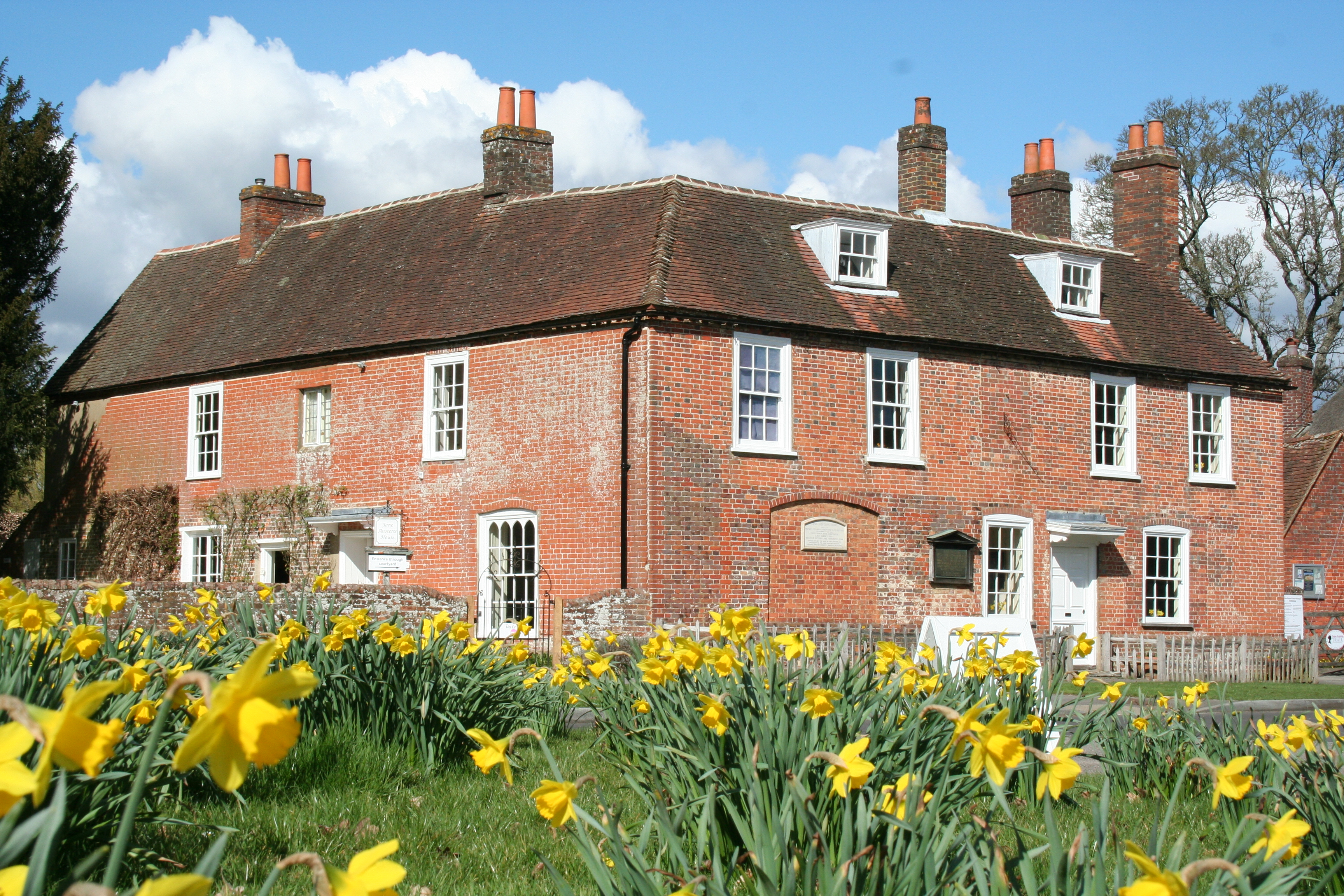 Stay Local With Chawton House This Late Summer - The Directory Group